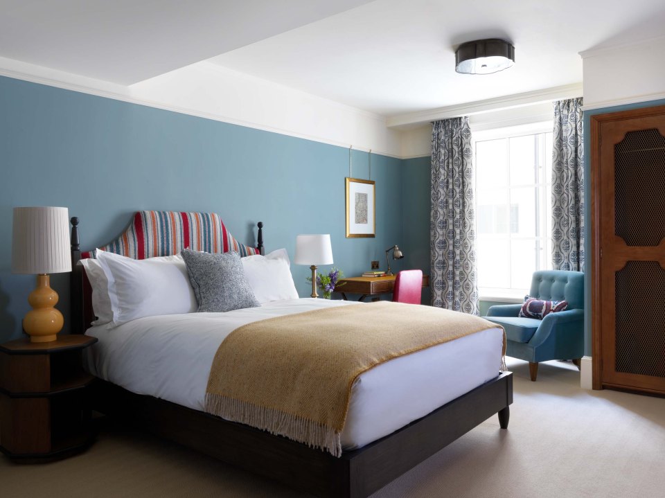 University Arms Hotel in Cambridge: How a 200-Year-Old Legend Lives ...