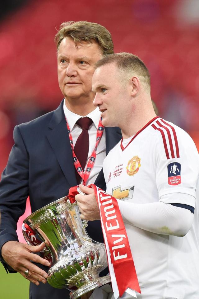 Louis van Gaal on Rooney's sperm: what a strange remark the coach threw ...