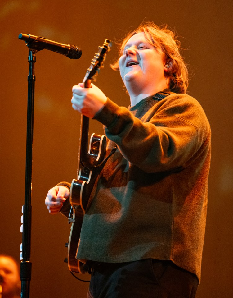 Lewis Capaldi returns to the stage after two years: how the concert ...
