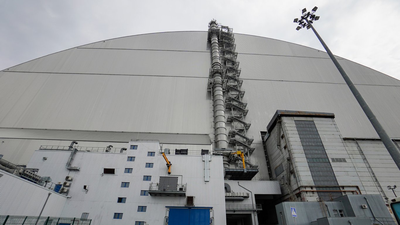Power Loss at Chernobyl Raises Safety Concerns for All Nuclear Plants ...