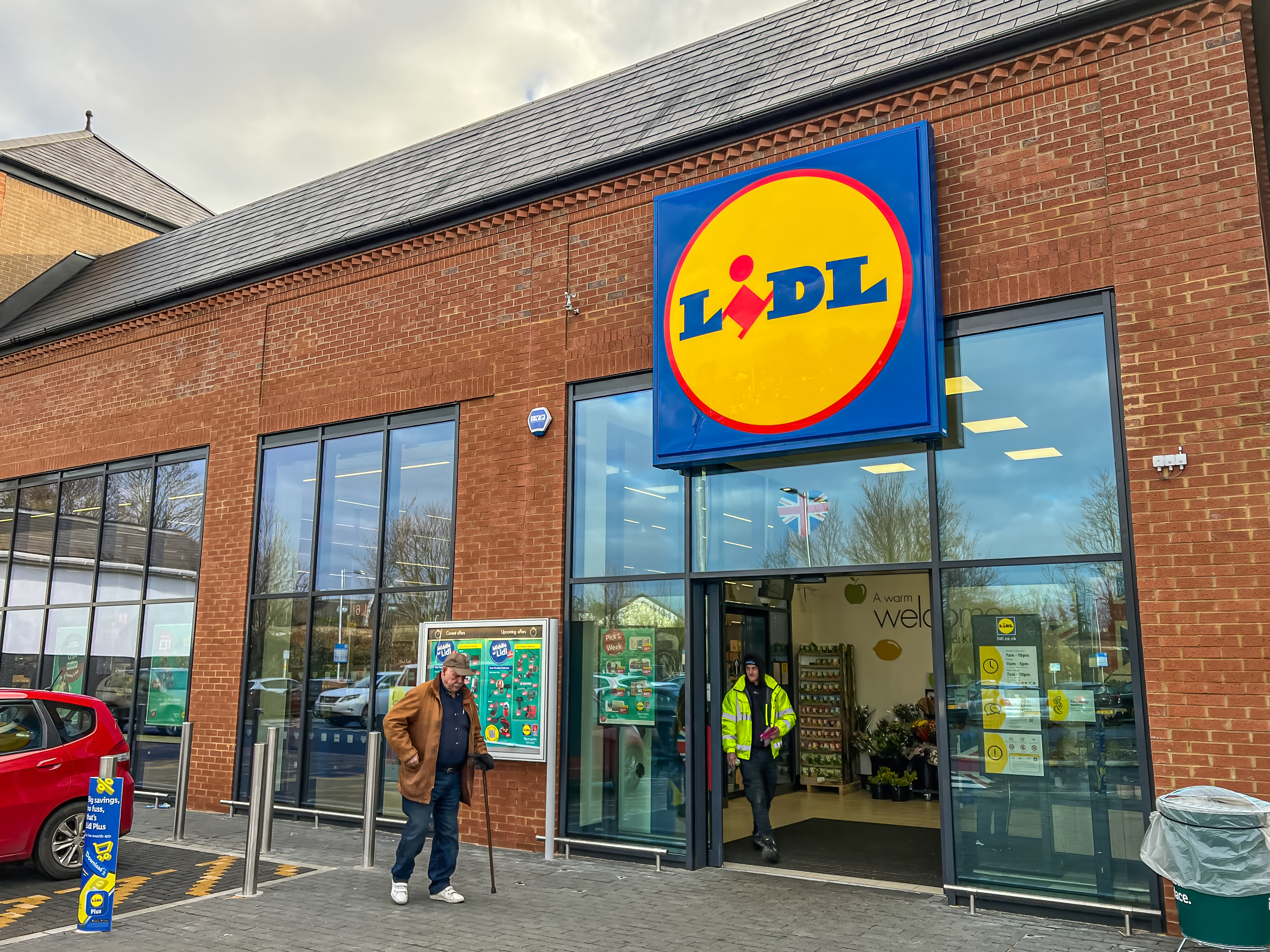Lidl Launches Product Scanning In Stores How It Will Speed Up Shopping